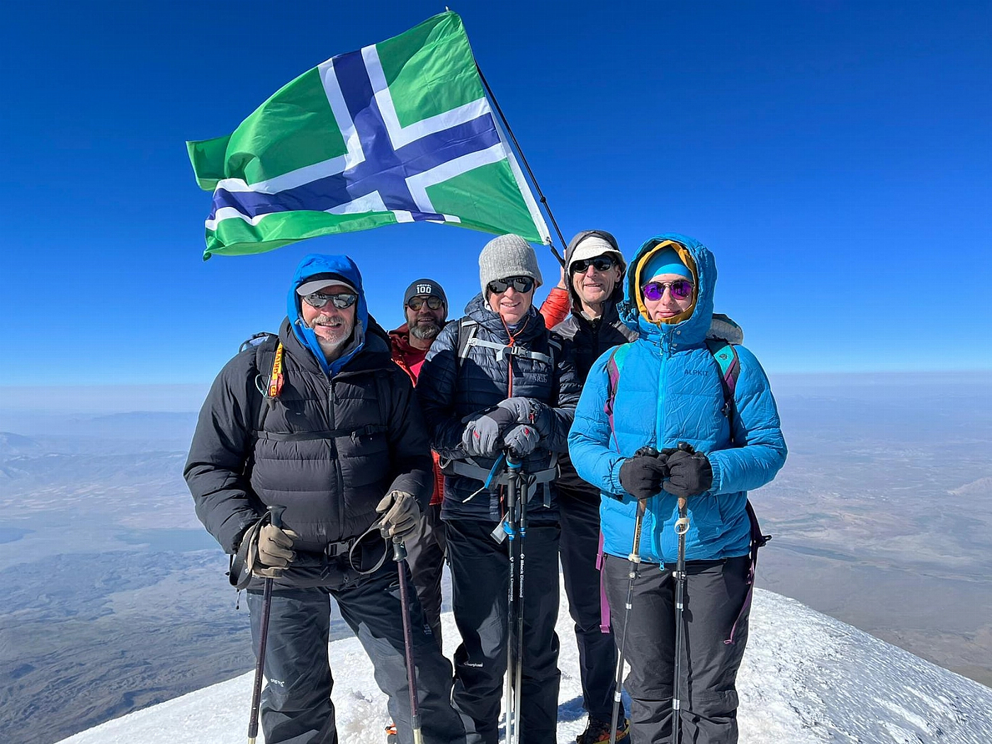 JG News :: Mount Ararat summit